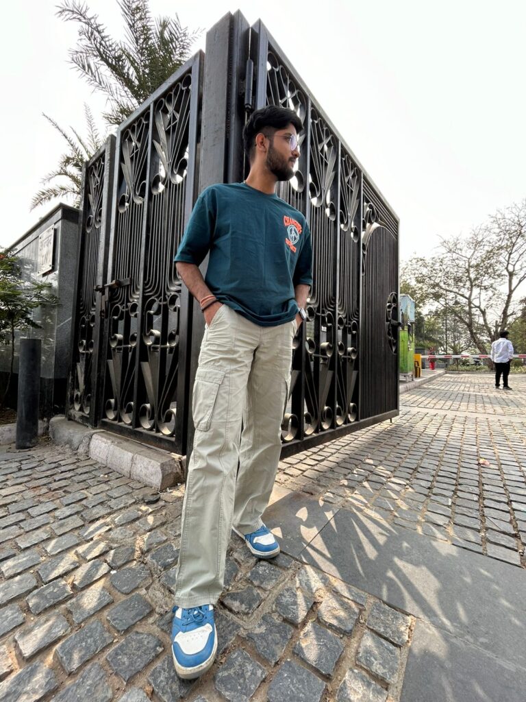 grey baggy cargo – The Catty